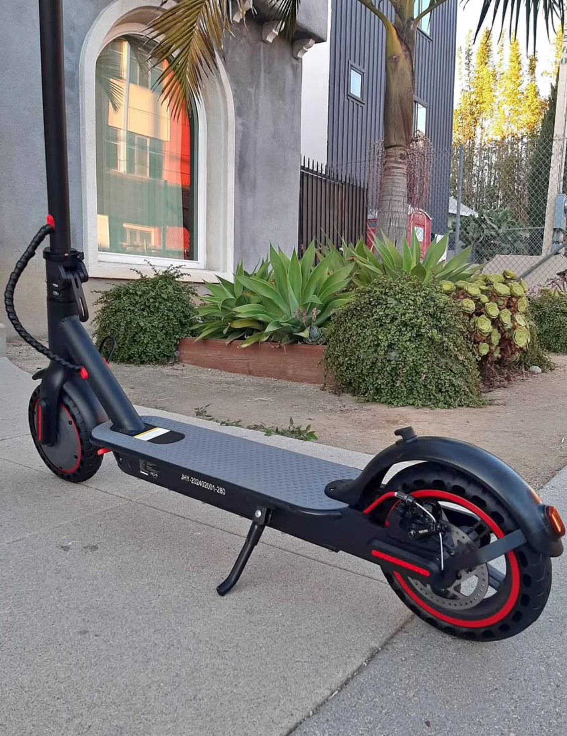 Scooter Eléctrico J03 pro Plágable – Cash plus